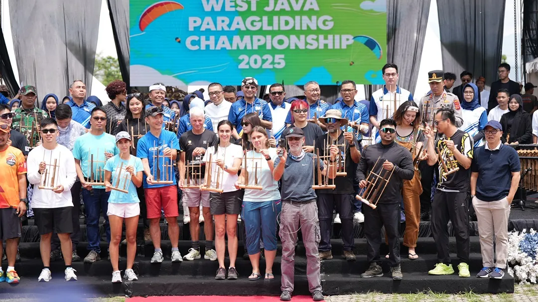 Sumedang Saksi Persaudaraan Dunia di Langit, Hadirkan West Java Paragliding Championship 2025 ...